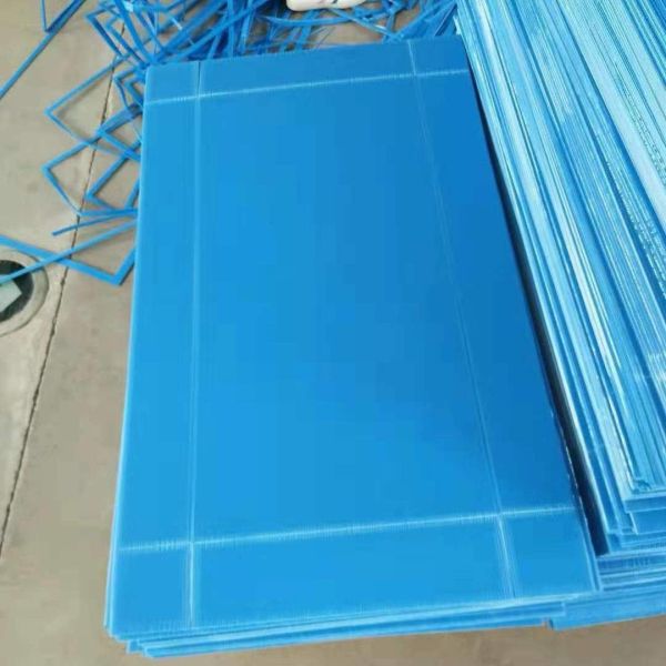 Quality Shape Customized Plastic Roof Panels Recyclable Construction Plastic Corrugated Pads Waterproof for sale