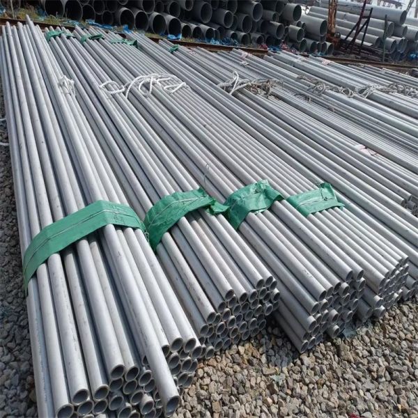 Quality 304 Stainless Steel Pipes SS Tubes Seamless Welding With 2B 8K BA Finish for sale