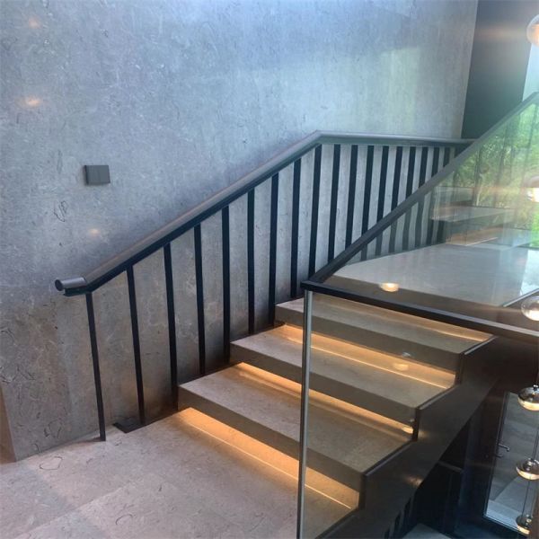 Quality Aluminium Stair Railing Balusters Prefabricated Handrails Core Mounted for sale