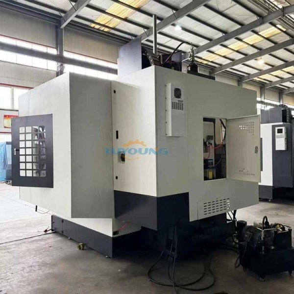 Quality 5 Axis 4 Axis 3 Axis Cnc Vertical Milling Machine Vmc1370 3 Phase Powered for sale