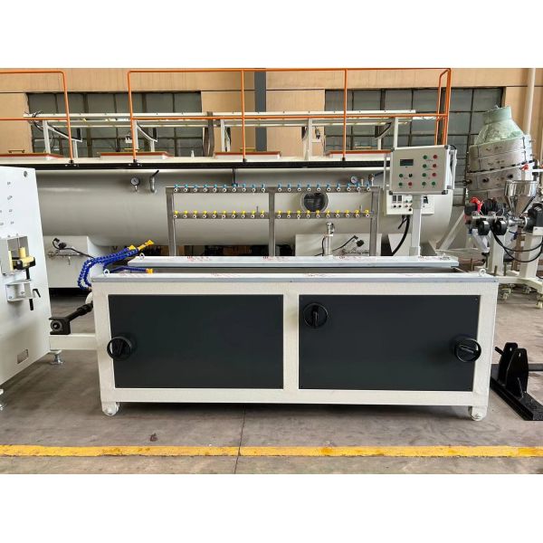 Quality 1180mm Profile Size PVC Cable Trunk Making Machine With 8m Calibration Table for sale