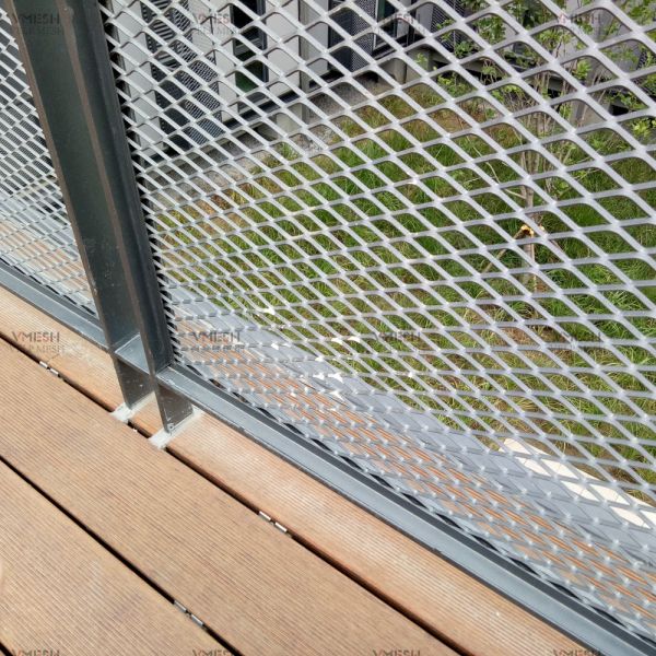Quality Galvanized Expanded Metal Security Fence - Fireproof & Corrosion Resistant for sale