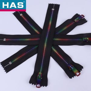 Quality Brass Colored Metal Zippers #5 #10 Rainbow Teeth Zippers For Clothing for sale