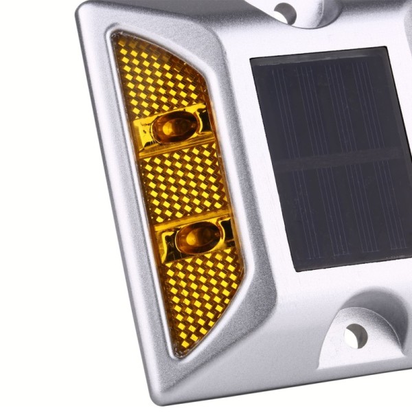 Quality Steady Lighting Aluminum 115mm Solar Powered Road Studs With CE for sale