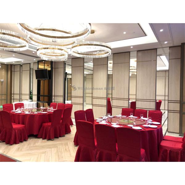 Quality 1200mm Width Folding Partition Walls Soundproofing For Exhibition Centers for sale