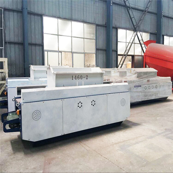 Quality 330*155*135cm 2400kg 800kg/H Wood Shaving Machine for sale