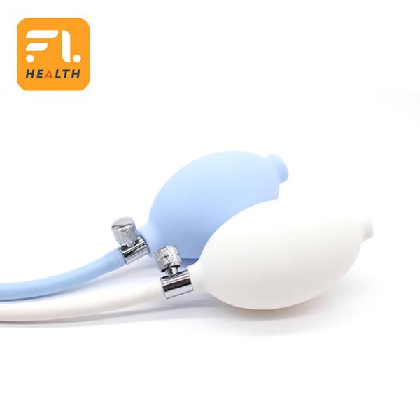 Quality White Plastic Rubber Bulb Syringe , Digital Cleaning Rubber Dust Blower for sale