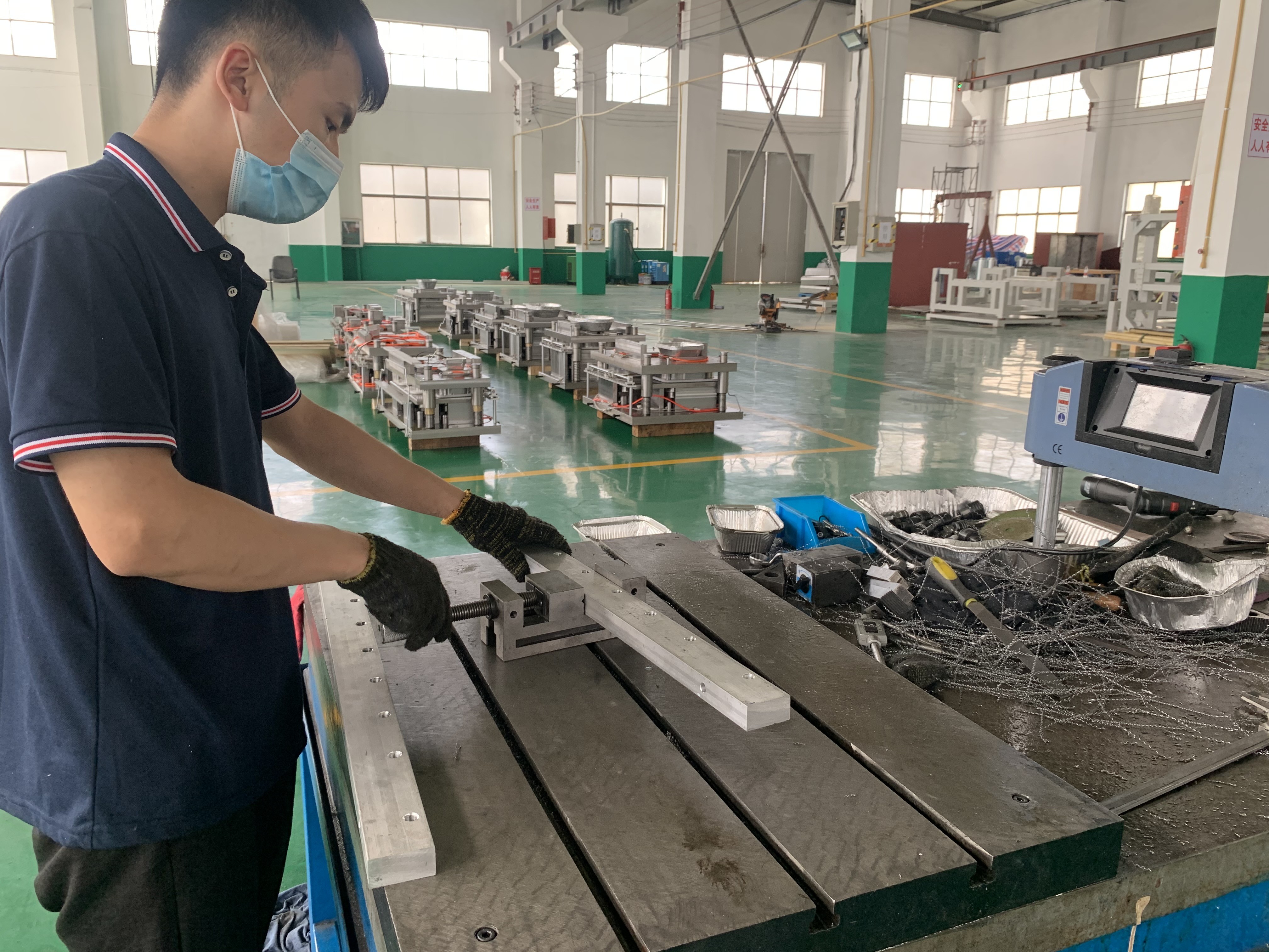 Quality Auto Stacker Disposable Aluminium Foil Box Making Machine for sale