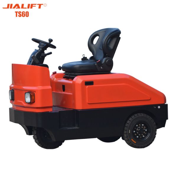 Quality 6000kg Electric Tow Tractor Motors Seated Electric Baggage Tug  5500N for sale