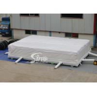 Quality 8x6m white indoor foam pit airbag with sealed top cover for big jump airbag for sale