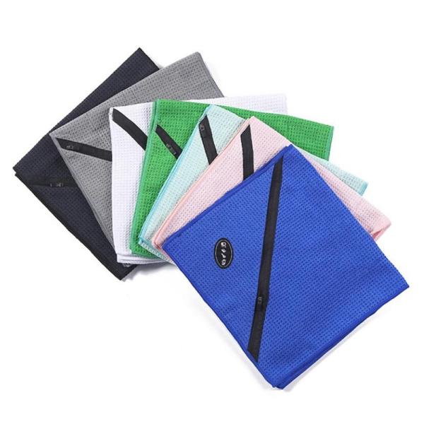 Quality Microfiber Custom Waffle Golf Towels With Zip Pocket Customized Logo for sale