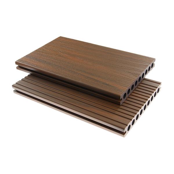 Quality Amber Yellow Eco Capped Composite Deck Boards Beach Road Fire Resistant for sale