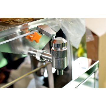 Quality XC-2000C Commercial Orange Juicer Machine , Auto Citrus Juice Extractor for Shop for sale