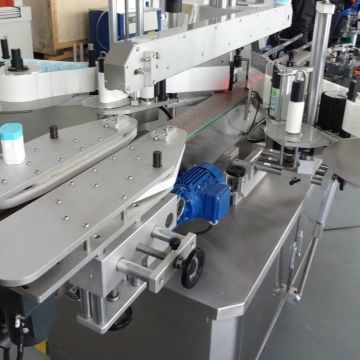 Quality YIMU Double Side conveyor Flat Bag Labeling Machine Jar Labeller for Detergent for sale