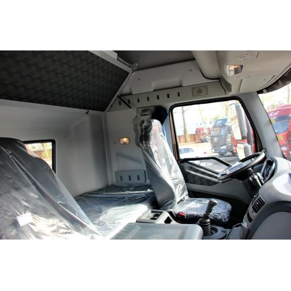 Quality Faw J6p Dump Truck 420 HP Tractor 6X2 for sale