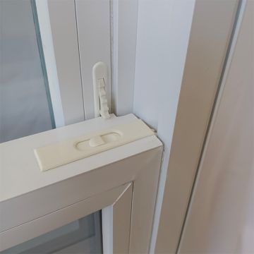 Quality ISO9001 Glazed Tilt UPVC Double Hung Window Customized for sale