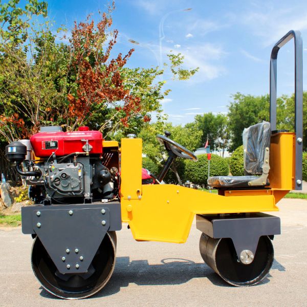Quality Hot Sale Small Compactor Roller Vibratory Compactor Double Drum Roller Mini Road for sale