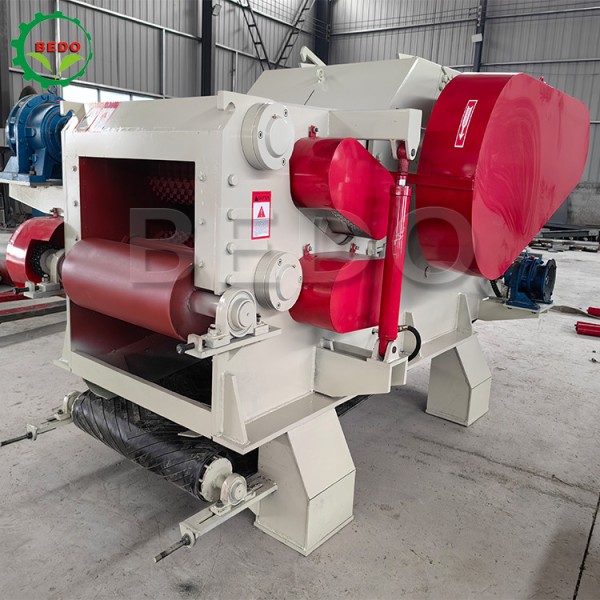 Quality 3250x2150x1900mm Wood Chipper Shredder Machine Various Colors Heavy Duty Forestry Equipment for sale