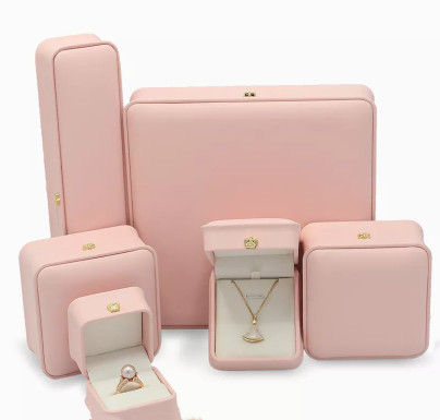 Quality PMS Jewelry Packaging Box Velvet Leather Jewelry Boxes Biodegradable for sale