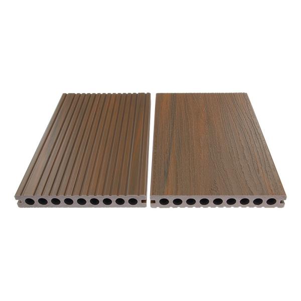 Quality Skin Friendly Composite Exterior Decking Slip Resistant Fireproof for sale