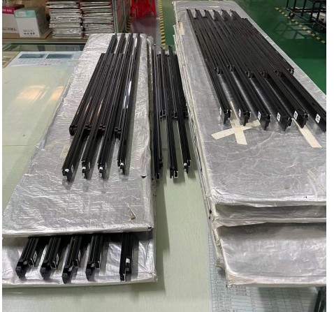 Quality Customized Touch Frame 19-200 Inch 20 Touch Points For Indoor Video Wall Smart for sale