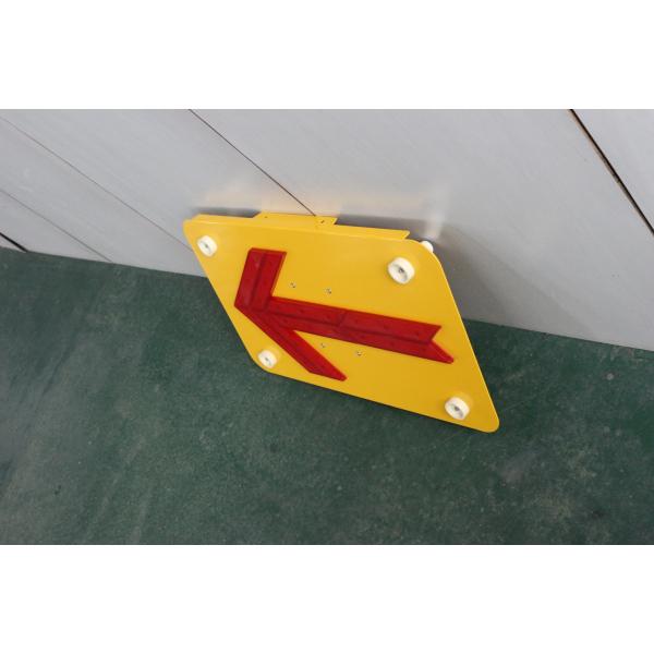 Quality Anti Collision 660mm Width Portable Vehicle Barricades for sale