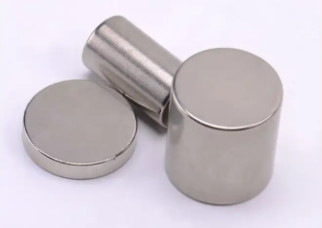 Quality Industrial Sintered NdFeB Magnets N30M-N52M Powerful Rare Earth Magnets for sale