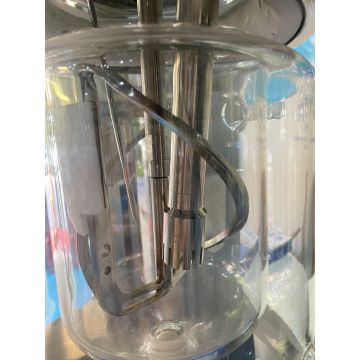 Quality Small Lab Emulsifier Mixer Vacuum Face Cream Mixing Machine 5 Liter for sale