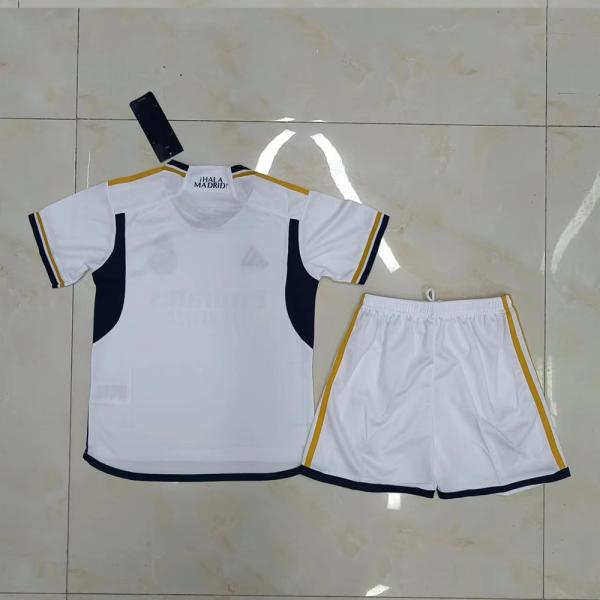 Quality White Children Soccer Jerseys Polyester Kids Football Jerseys for sale