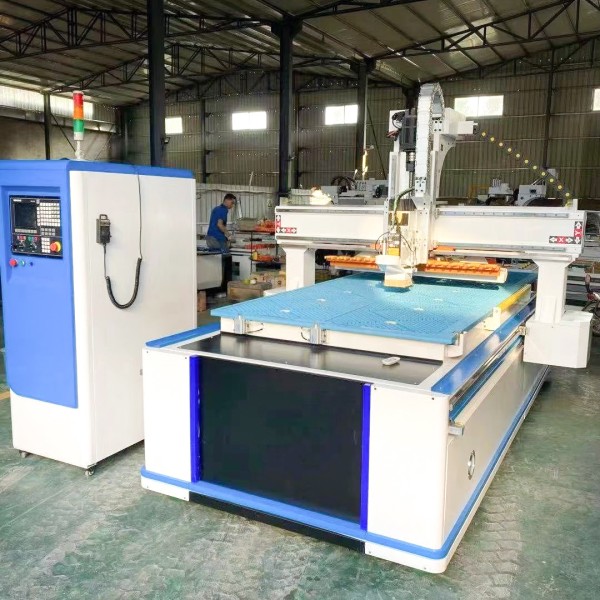 Quality Wood 1325 ATC CNC Router Machine Carving LNC Control System CE for sale