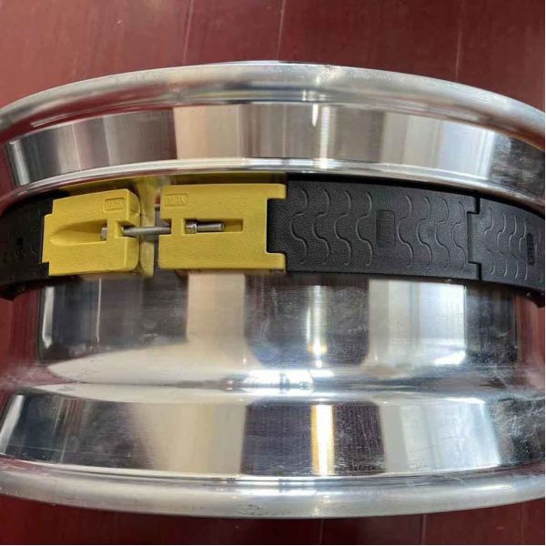 Quality Polymer Military Engineering Grade Runflat Inserts CE / ISO 9001 Certified for sale