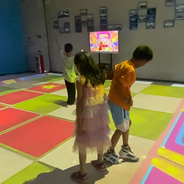 Quality 2025 Most Popular Immersive Interactive Projection Games Party Multiplayer for sale