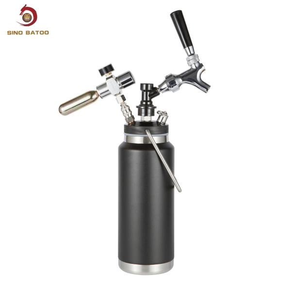Quality Eco Friendly 1L Beer Growler Dispenser , Insulated Vacuum Mini Beer Keg Dispenser for sale