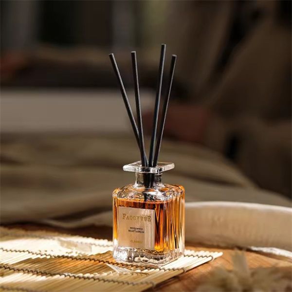 Quality Elegant Aroma Reed Diffuser Set Perfume For Bedroom Fragrance Home Use Compact Air Freshener for sale