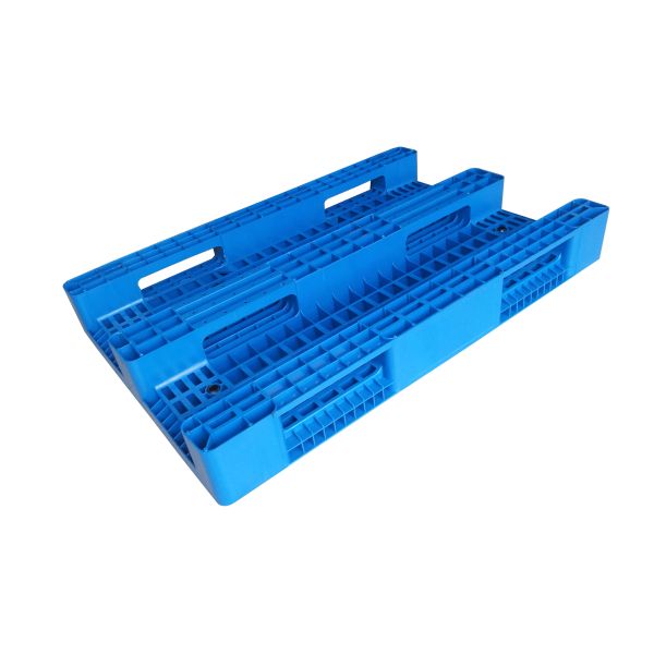 Quality HDPE Reusable Solid Heavy Duty Plastic Pallets 3 - Skids In Blue Color for sale