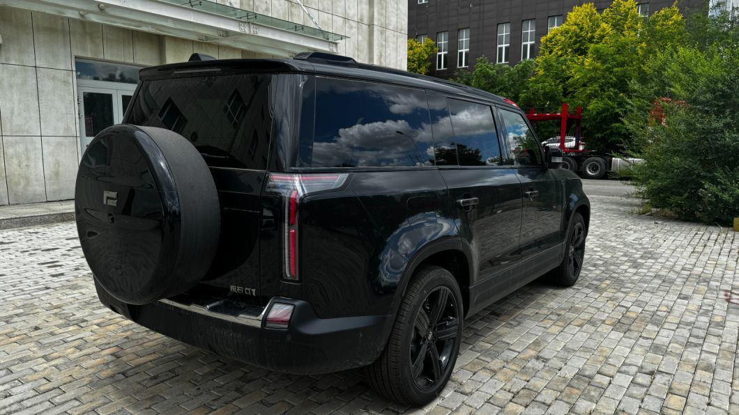 Jishi Polestones 01 2023 6 Seats 7 Seats Hybrid Car 2024 Auto SUV/Mini/Smart/Used/New Electric EV Car with Ji Shi Wholesale in Stock Rox