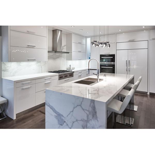 Quality Waterproof Fireproof Cabinet Kitchen with Modern Design Style and Customized for sale