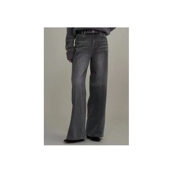 Quality Loose-fit wide-leg design with a mid-high waist for sale