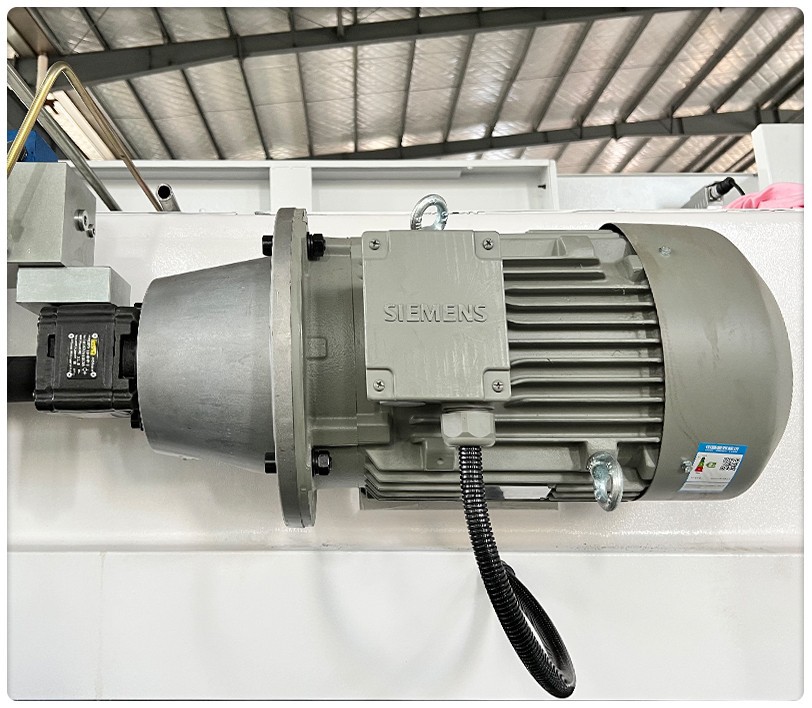 Low Noise and Powerful Force