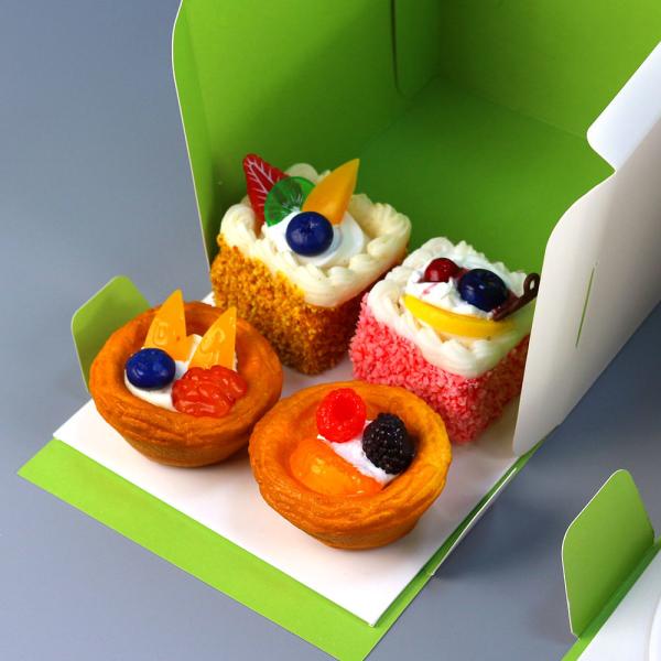 Quality Wholesale custom printing cake dessert baking paper packaging box birthday cake for sale