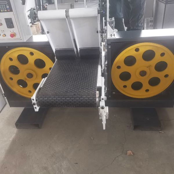 Quality Power 18.5kw Automatic Woodworking Horizontal Band Saw for Precise Square Wood for sale