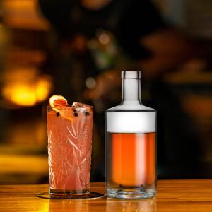 Quality 700ml Glass Bottle for Vodka Rum Whisky Screen Printing Hot Stamping Painting for sale
