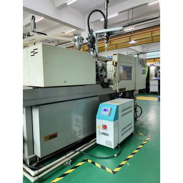 Quality Oil Type 380V 50Hz Mold Temp Controller For Plastic Parts Production for sale