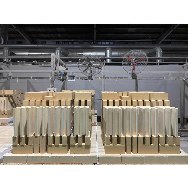 Quality Al2O3 55-70% Alumina Fire Brick Custom Shape High Alumina Bricks for sale