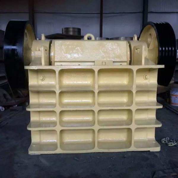 Quality Organic Granite Jaw Crusher Ideal for Crushing Different Materials for sale