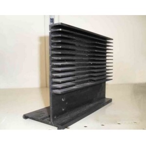 Quality Black Anodizing Extruded Aluminum Heatsink Extrusions for Machine for sale