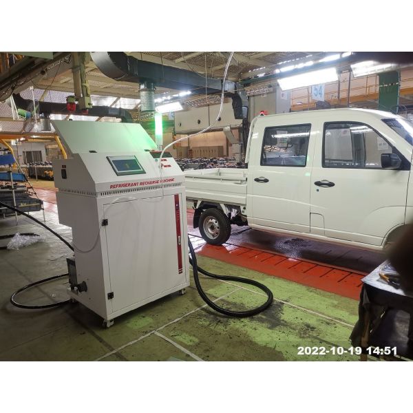 Quality R134a R600 Refrigerant Charging Station Auto Refrigerant Filling Machine for sale