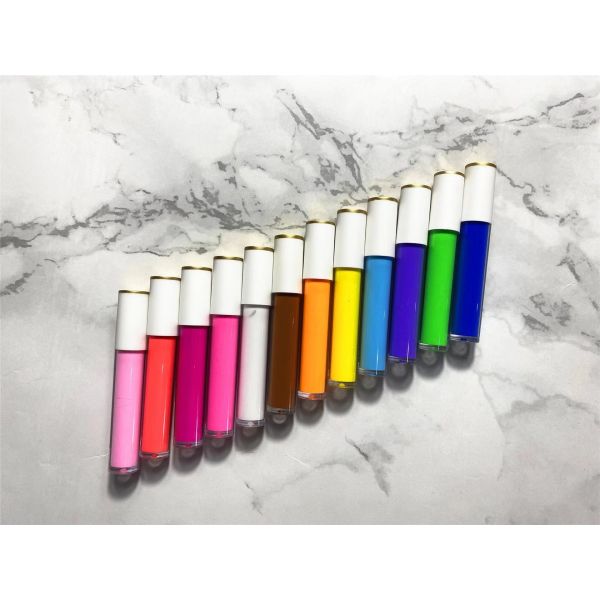 Quality Cosmetic Eye Makeup Eyeliner Waterproof Eyeliner Pen With White Plastic Handle for sale