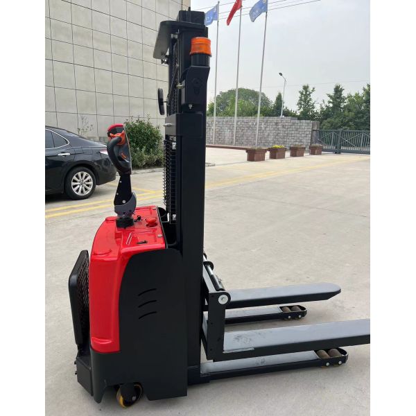Quality 1 Ton 1.5 Ton Lightweight Electric Stacker Truck Lightweight Forklift With Pedals for sale