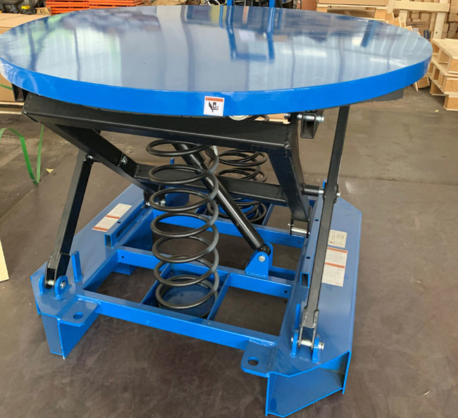 Hydraulic Electric Rotating Pallet Lift Table 12000 Lb 2 Ton from China ...